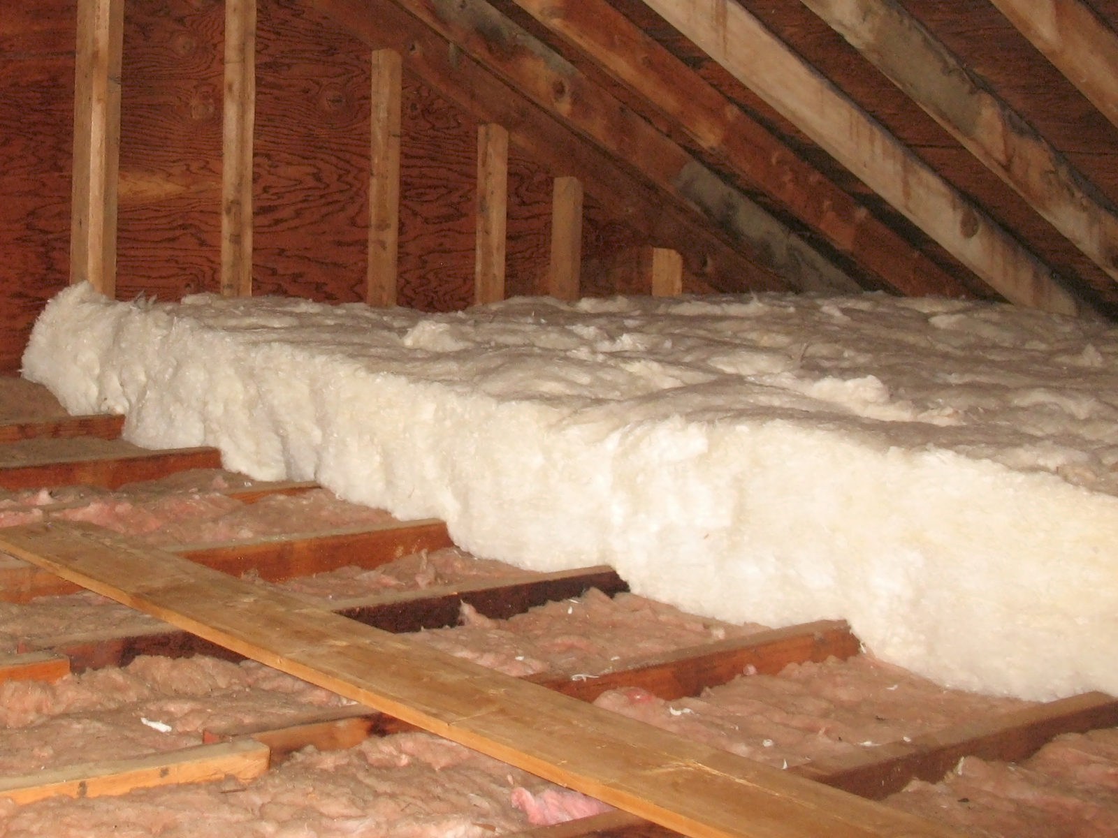 Insulation Install Oak Bluffs, MA | Spray Foam, Fiberglass, Cellulose ...